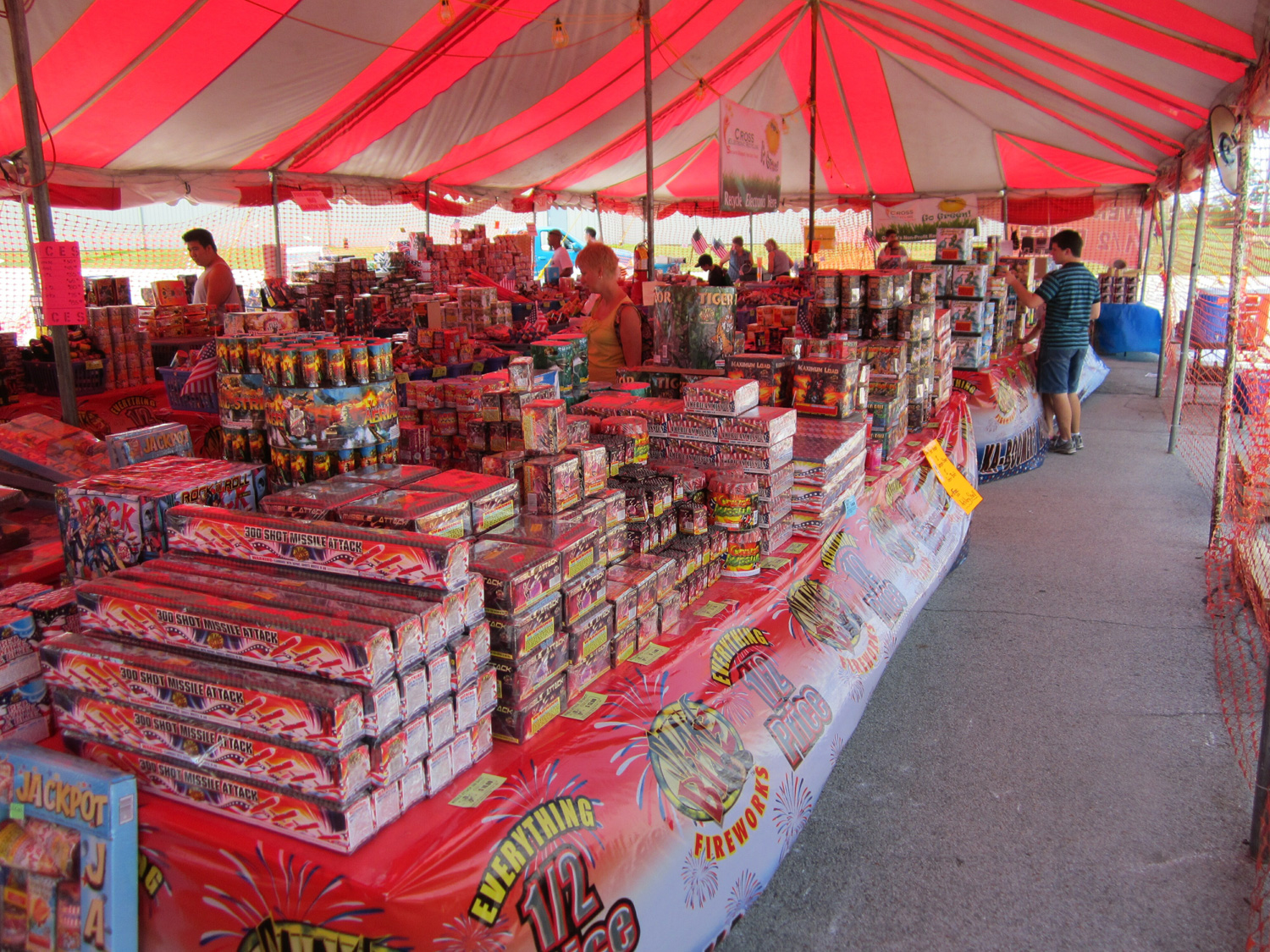 Photo Gallery | Ka-Boomers Fireworks